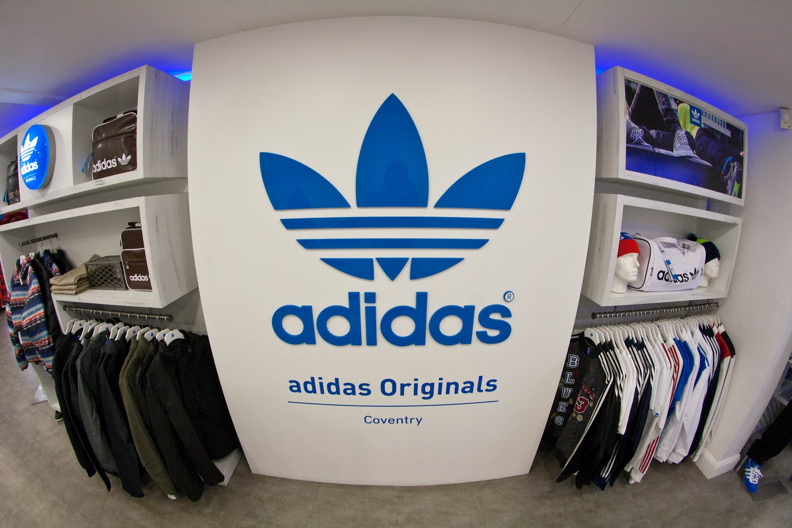 Jualan Adidas Terus Meningkat Di Seluruh Dunia, Tinggalkan Pesaing Jauh ...