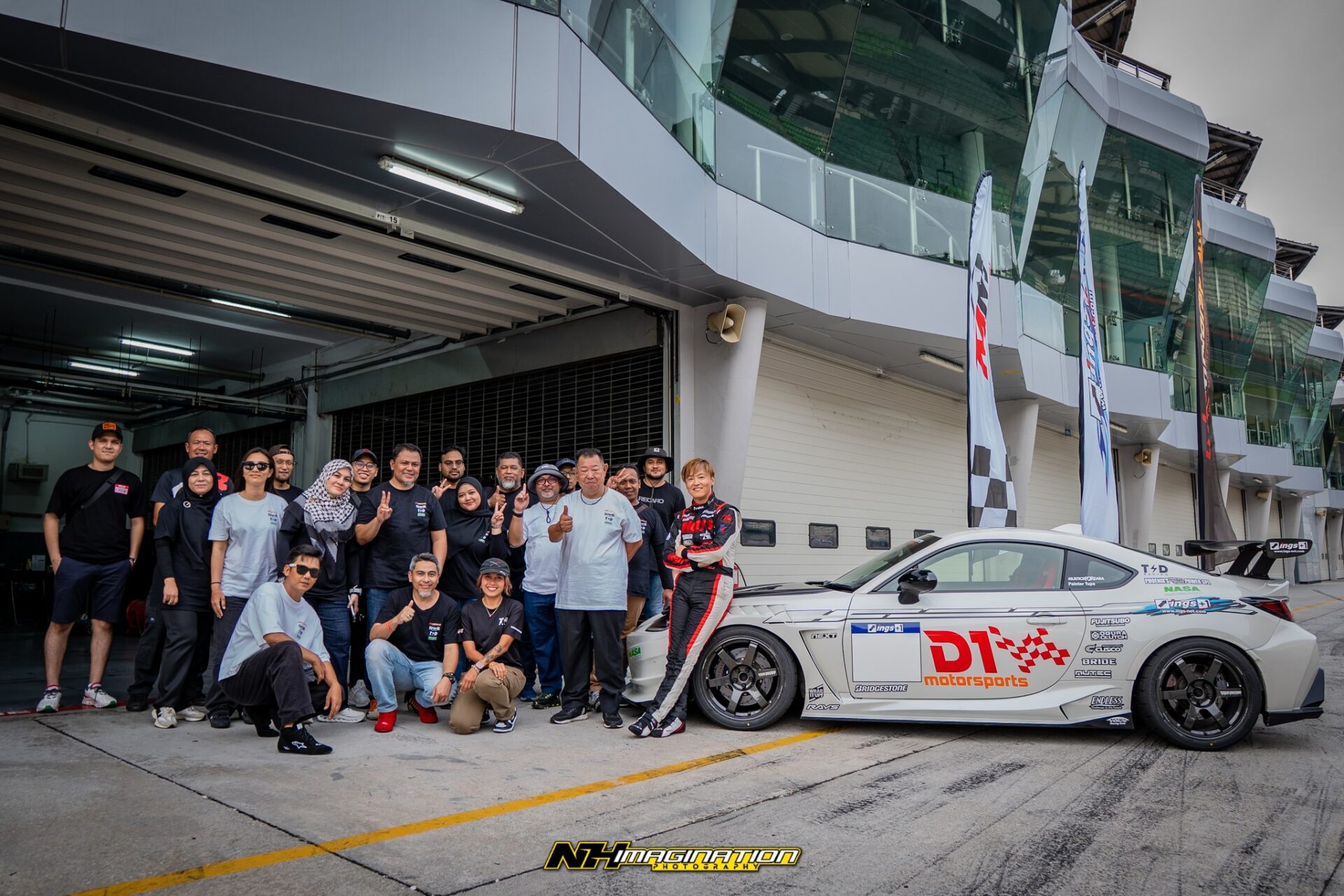 Pelumba Profesional Jepun Tawan Litar Sepang Dengan Toyota GR86 Istimewa